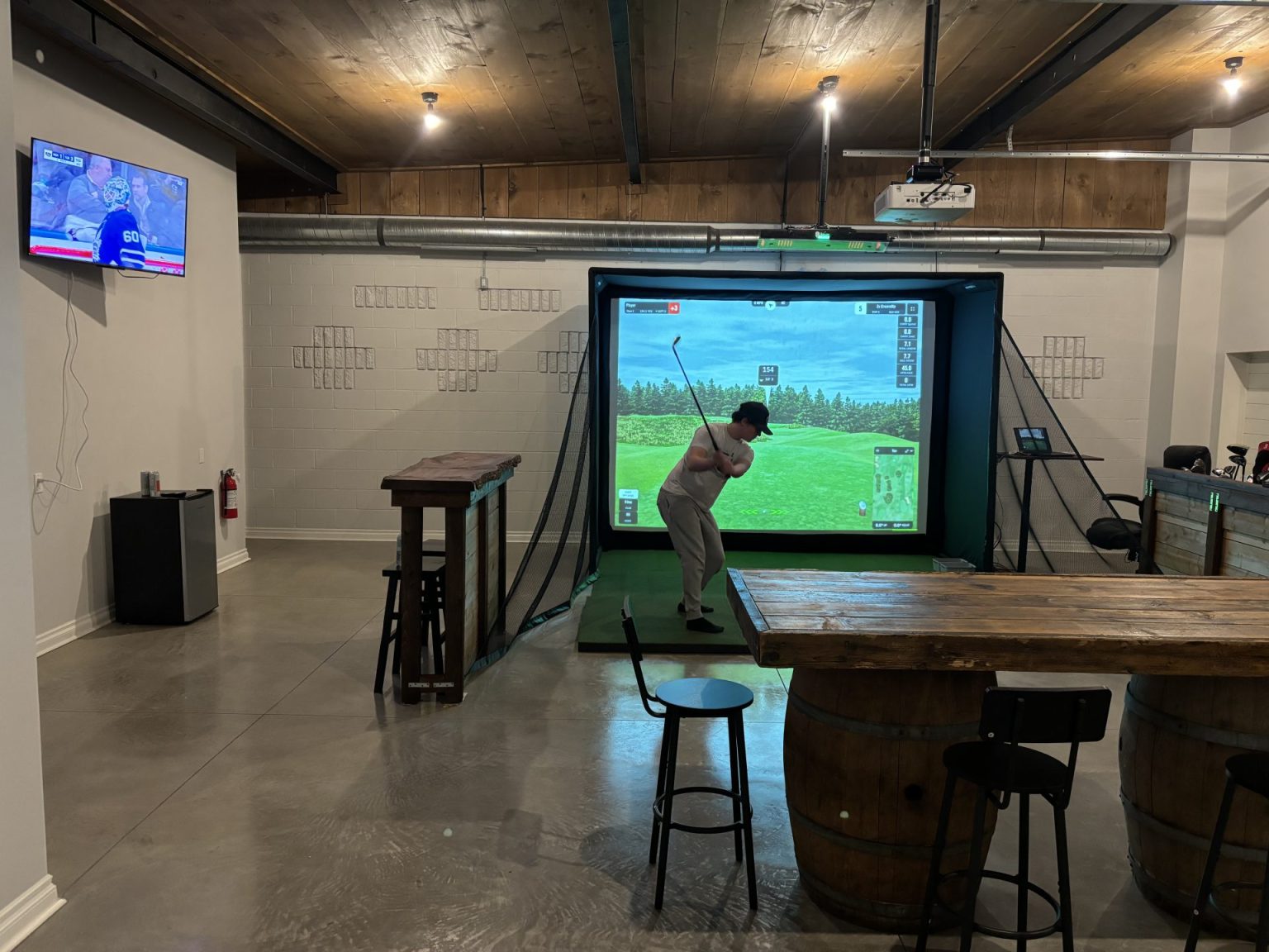 Golfing Indoors | Best Virtual Golf Courses & Practice Driving Ranges